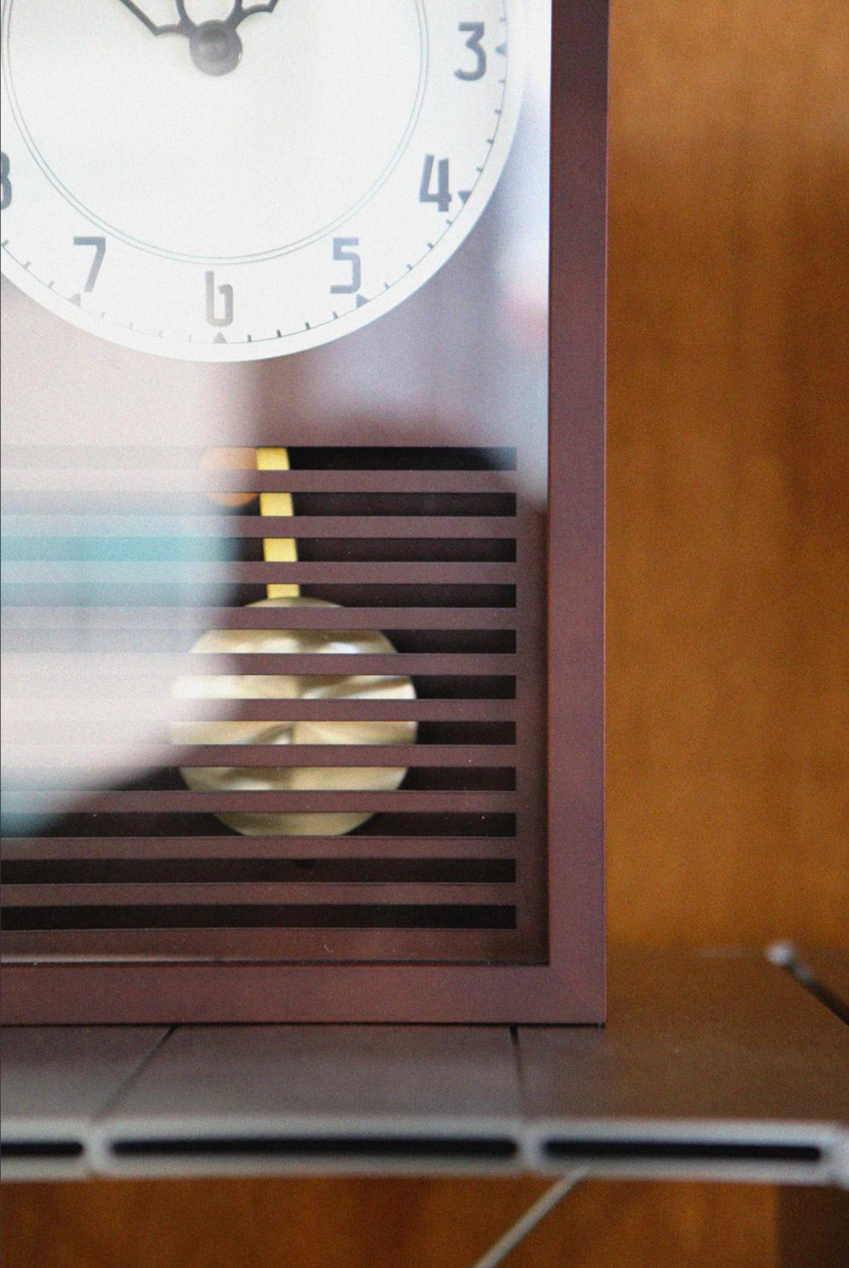 벽시계 > 샹브루 Lattice Pendulum Clock. 일본 장인 무소음 추시계 | 오늘의집 쇼핑
