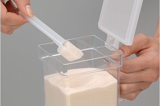 양념통·오일병 이노마타 사각 조미료통 400ml 스푼포함 양념 카페 파우더통 오늘의집 쇼핑